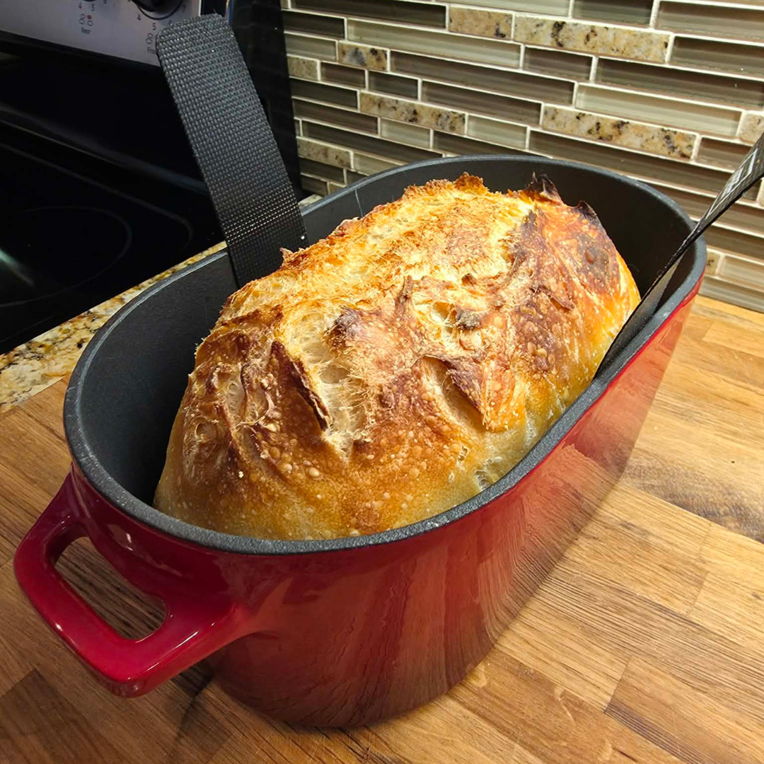 The Kook Dutch Oven: A One-Pot Wonder Making Sourdough Bread - Studio Food